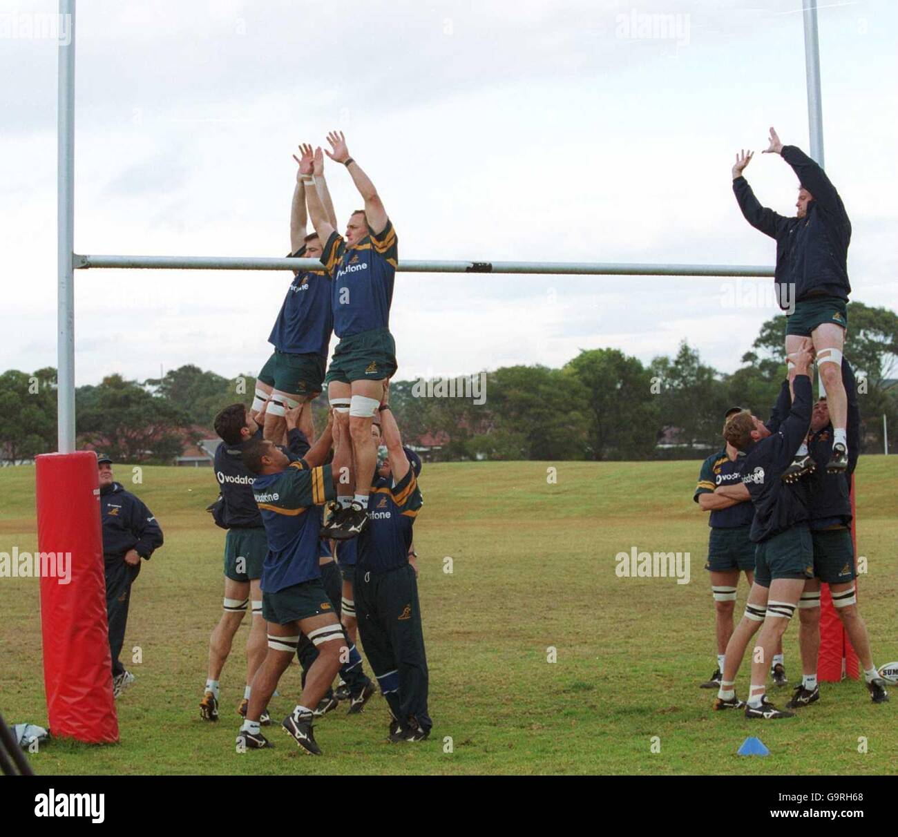 Australian army training hi-res stock photography and images - Alamy