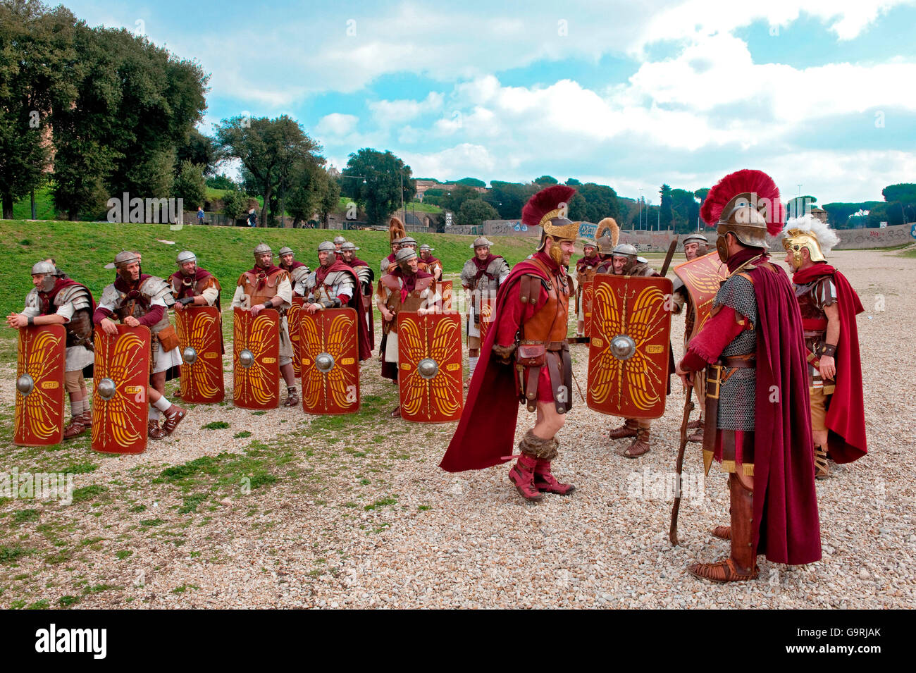 Traditional soldiers uniform hi-res stock photography and images - Alamy