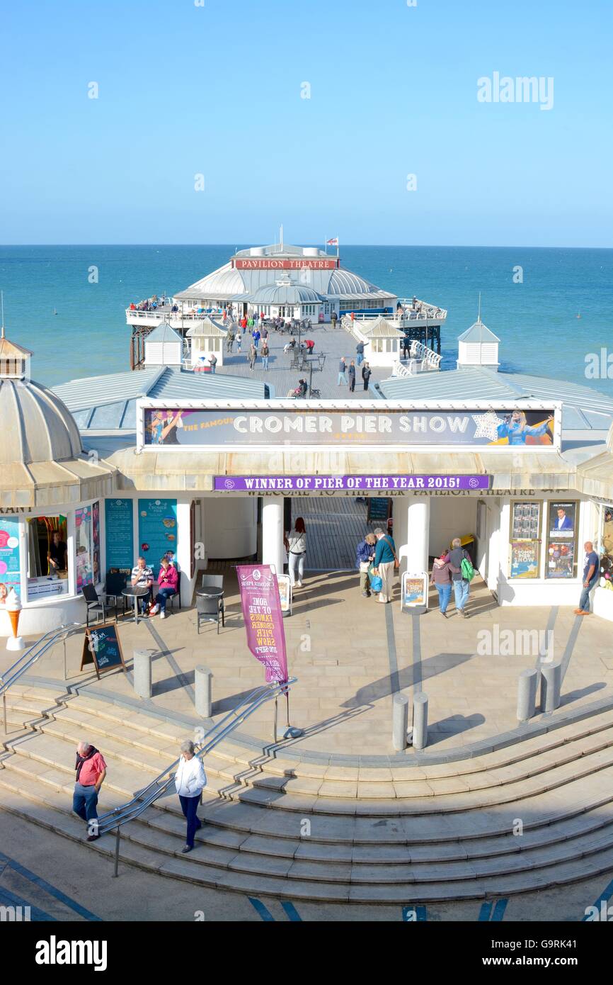 Cromer village hi-res stock photography and images - Alamy