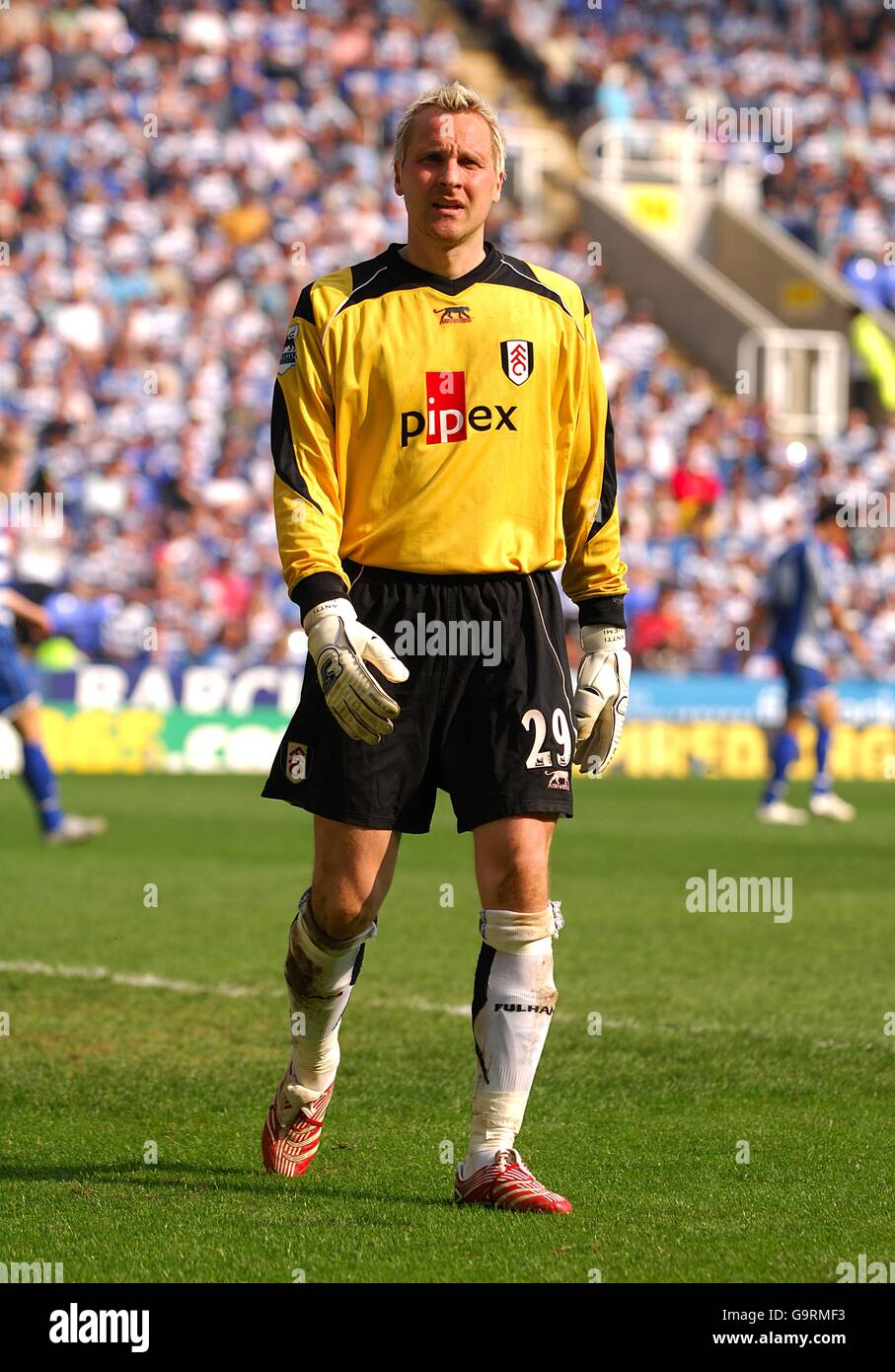 Soccer - FA Barclays Premiership - Reading v Fulham - Madejski Stadium ...
