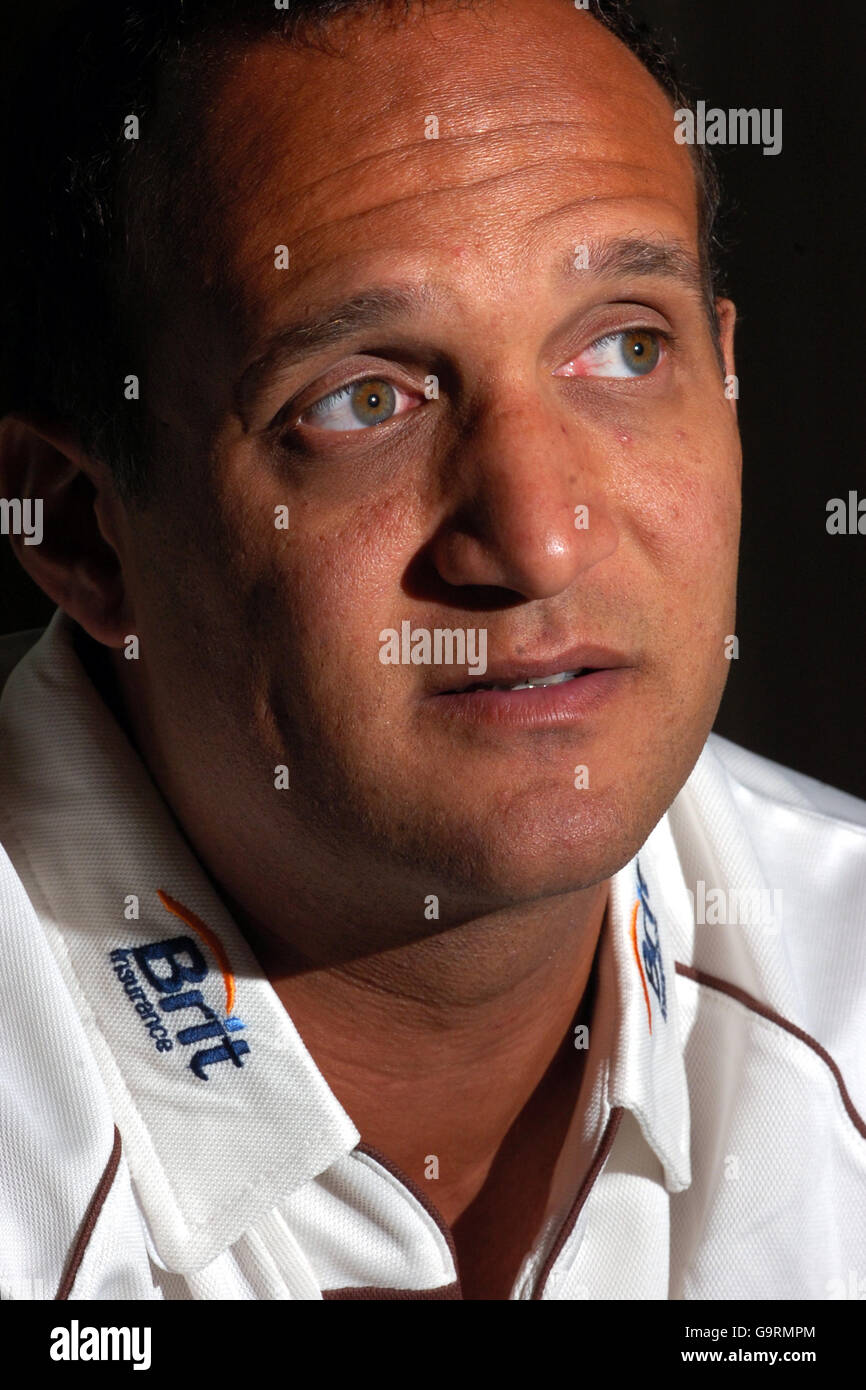 Mark butcher 2007 hi-res stock photography and images - Alamy