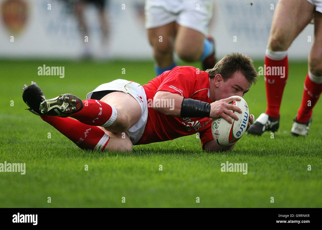 Wales' Matthew Rees touches down to score their second try of the match ...