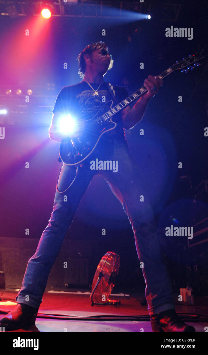 Eagles of death metal in concert hi-res stock photography and images ...