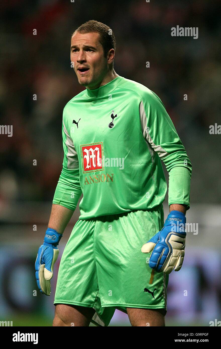 Tottenham hotspur football club goalkeeper High Resolution Stock ...