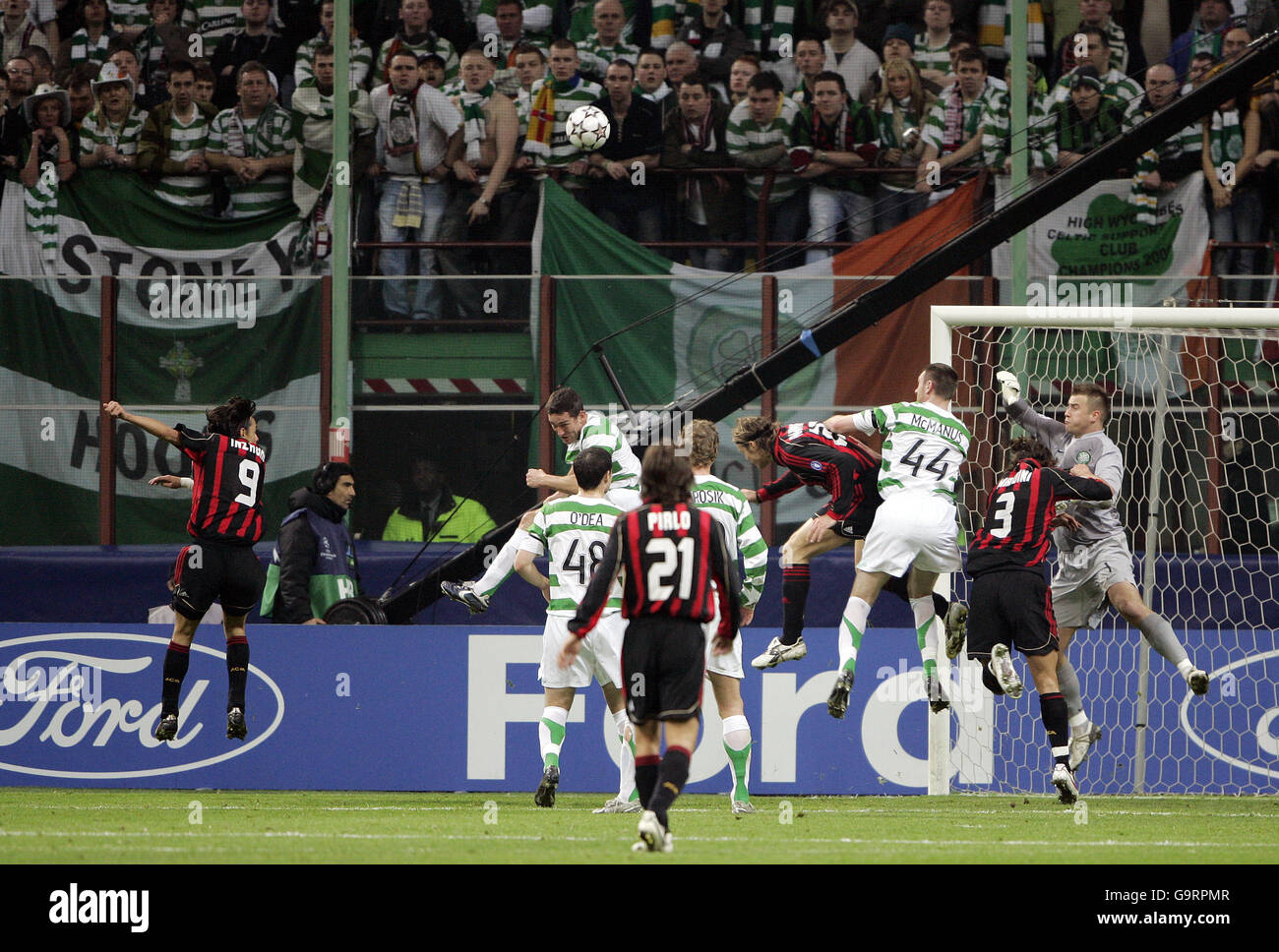 Ac milan 2007 team hi-res stock photography and images - Alamy
