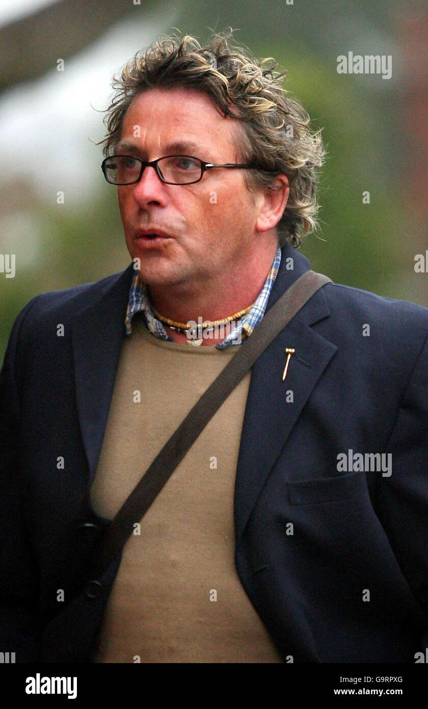 Tv Antiques Expert Michael Hogben Arrives At Folkestone Magistrates Court Hi Res Stock
