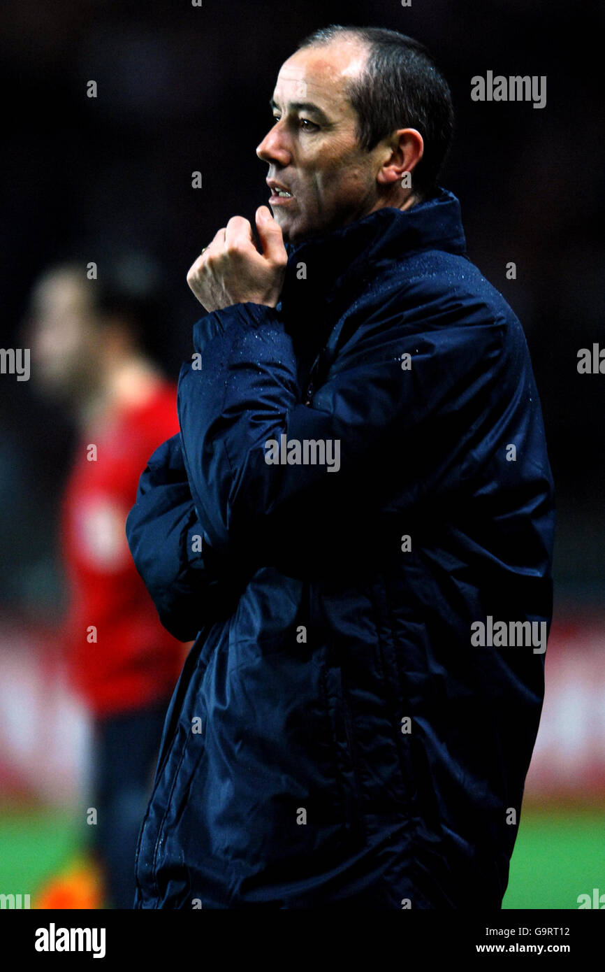 Soccer - French Premiere Division - Paris Saint Germain v Saint-Etienne ...