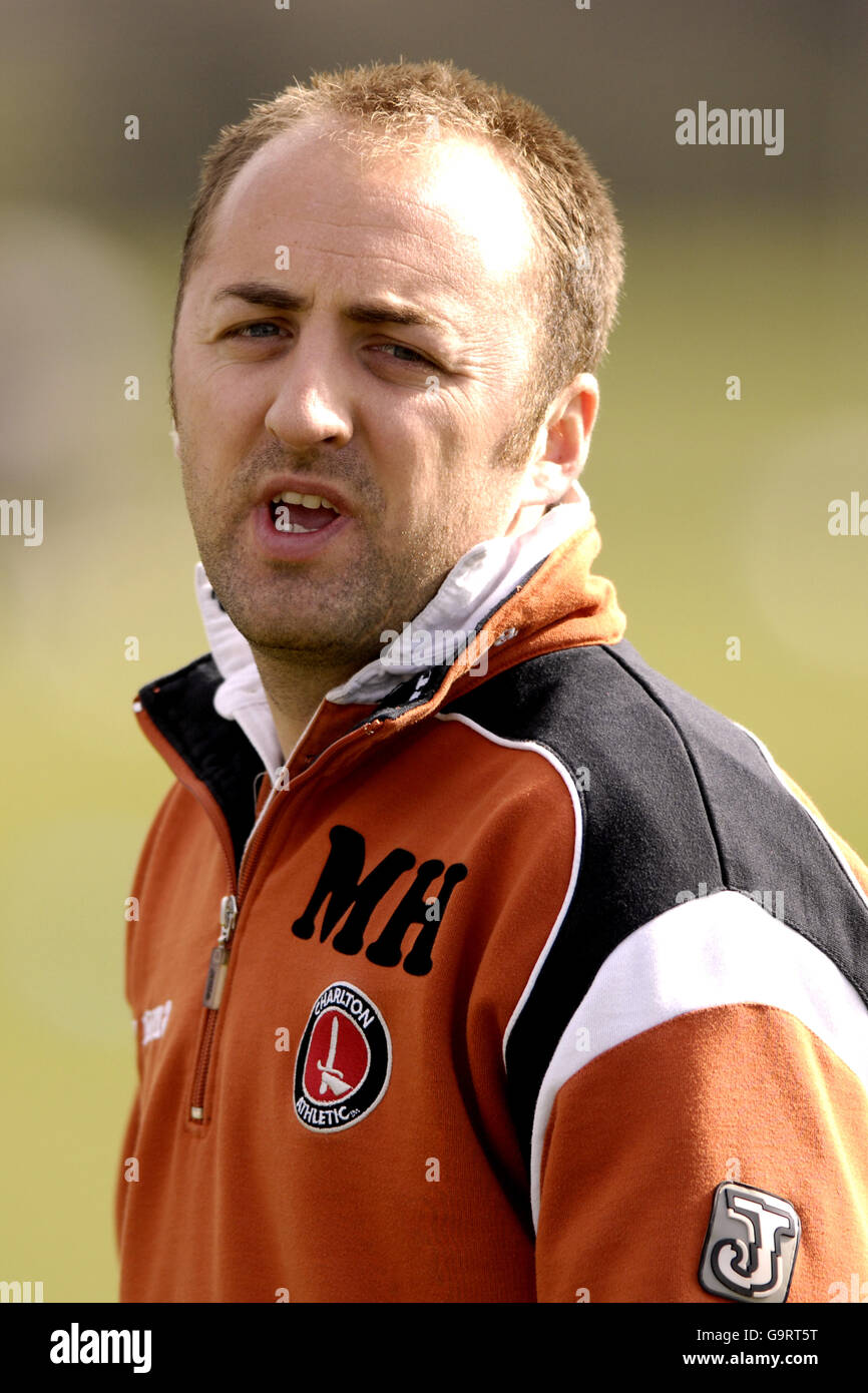 Charlton athletic academy sports scientist mike hurn hi-res stock ...