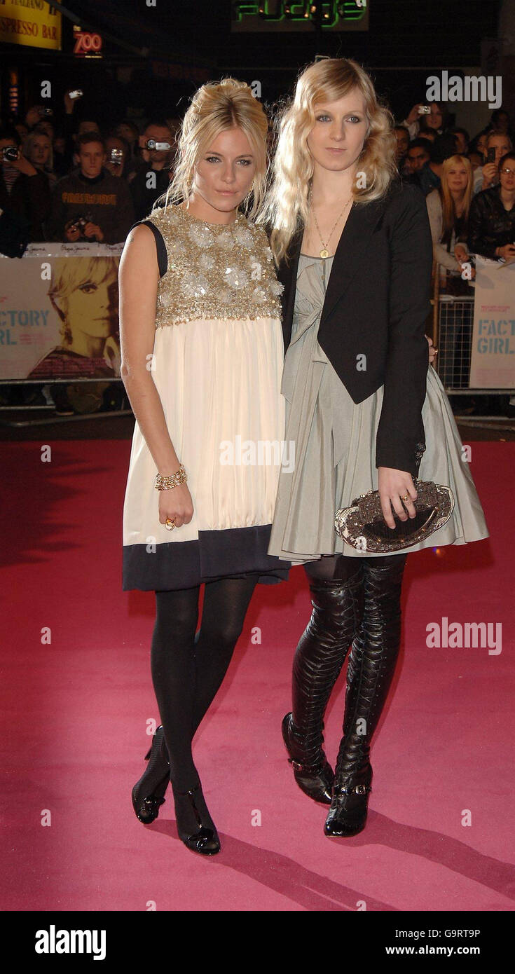 Savannah miller sister sienna miller hi-res stock photography and ...