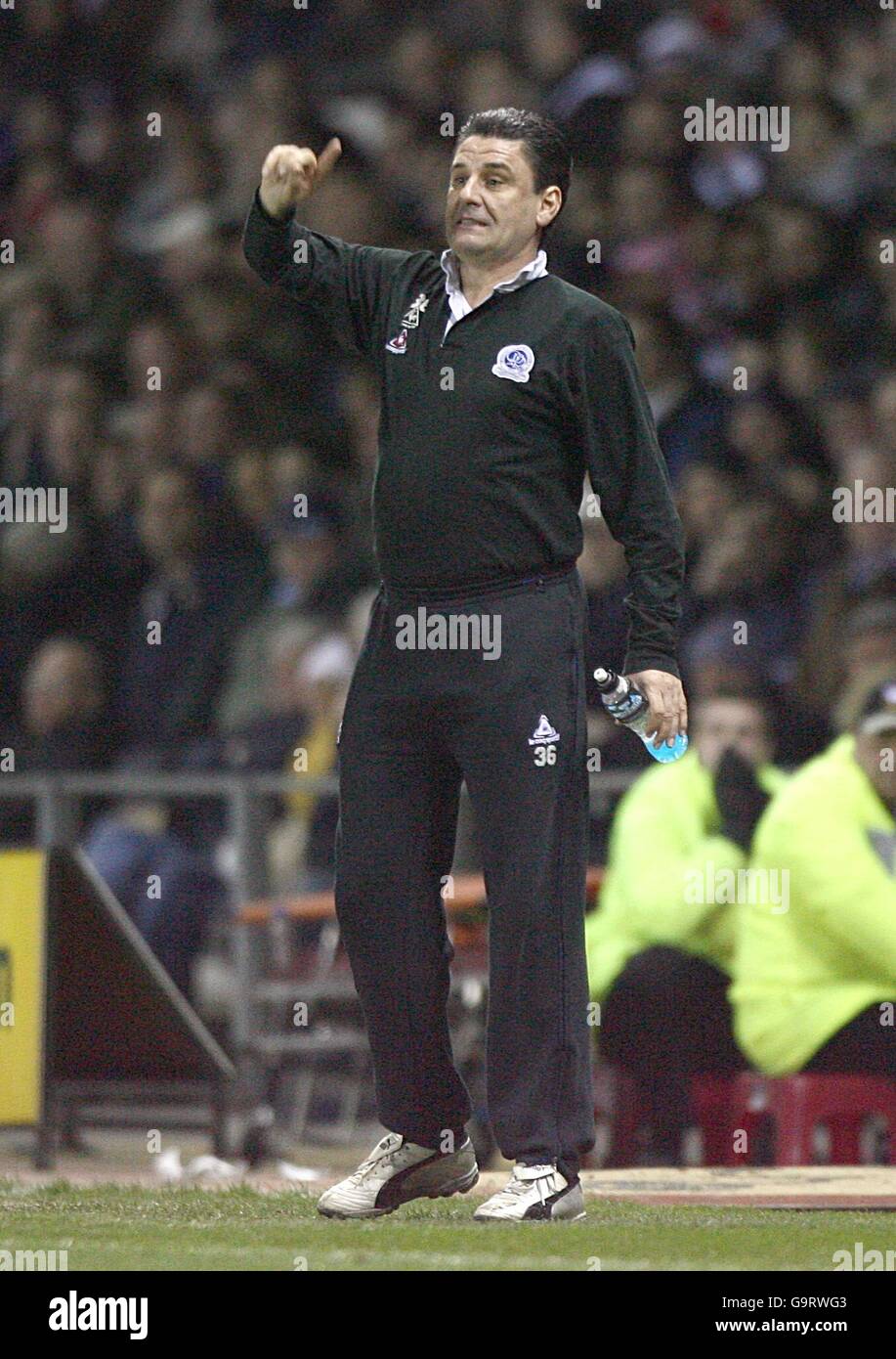 Football manager john gregory hi-res stock photography and images - Alamy
