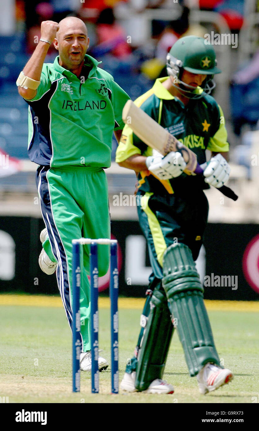 Ireland bowler Andre Botha celebrates taking the wicket of Pakistan's ...