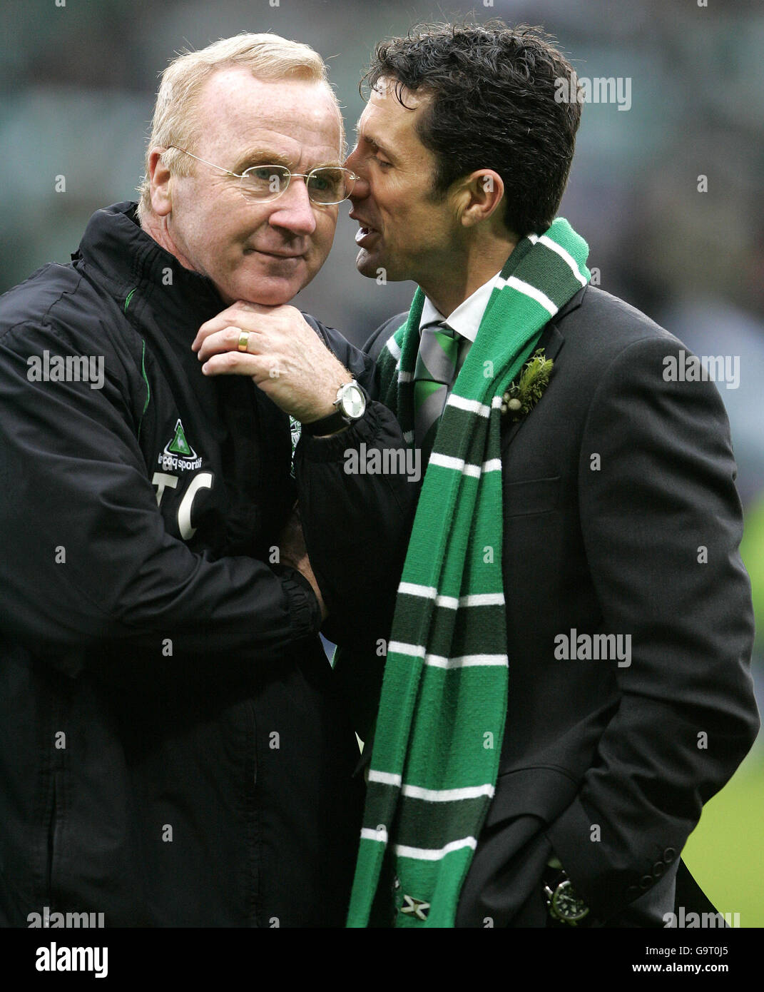 Sport football action collins john hi-res stock photography and images ...