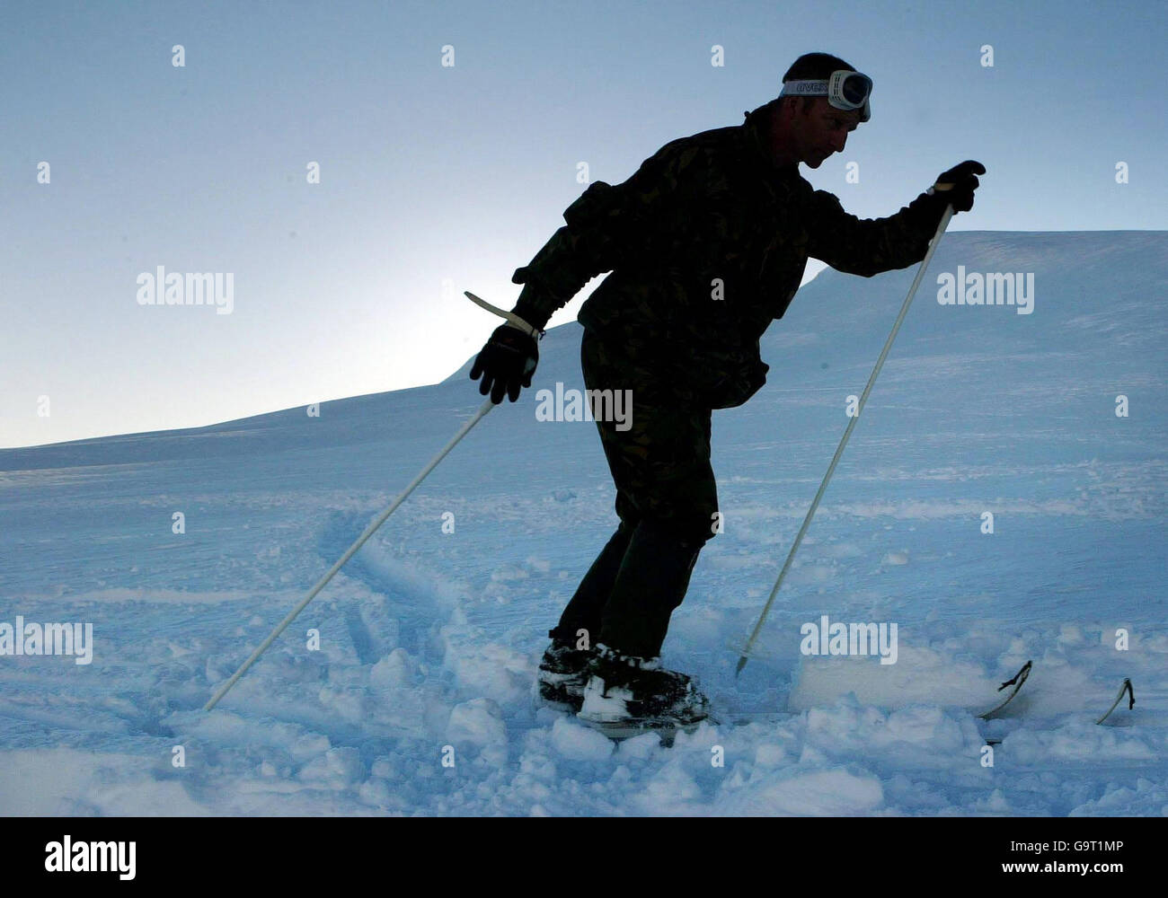 Royal marine reserve commando captain cormac hamilton hi-res stock ...