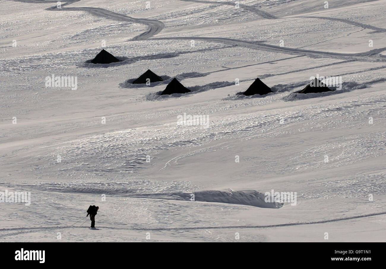 Royal Marine Reserve Commandos from around the UK in Vinje, Southern ...