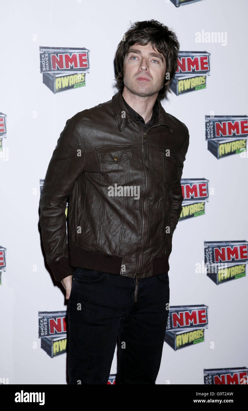 Nme oasis hi-res stock photography and images - Alamy