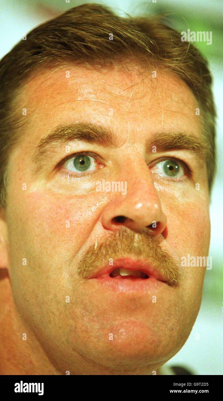 British Lions manager Donal Lenihan announces the side to play ...