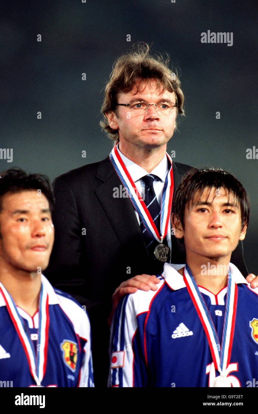 Philippe troussier japan coach hi-res stock photography and images - Alamy