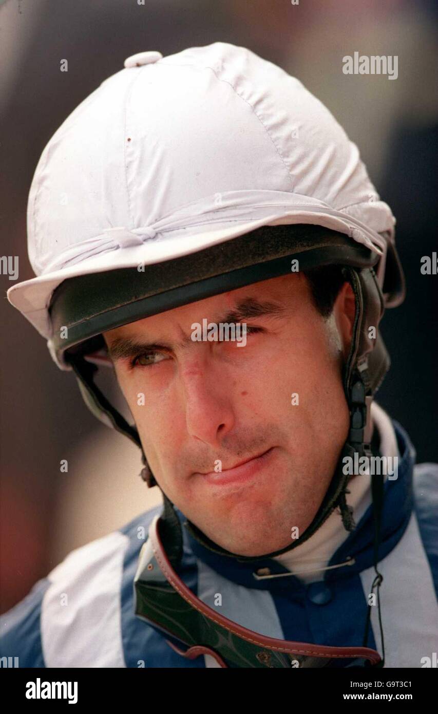 Horse Racing - May Meeting - Chester. Darryl Holland Stock Photo - Alamy