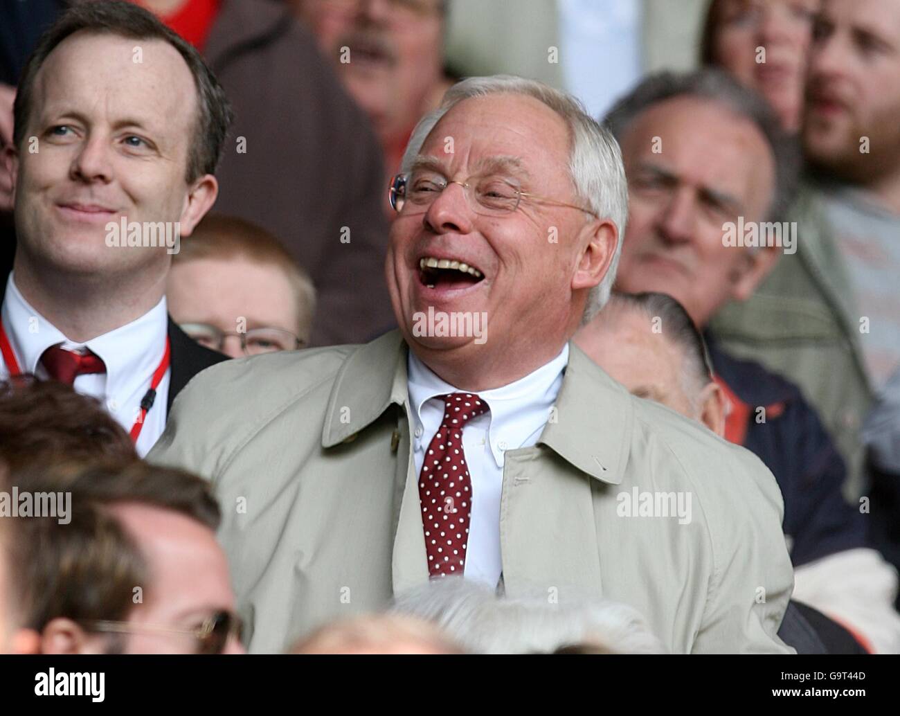 George gillett liverpool hi-res stock photography and images - Alamy
