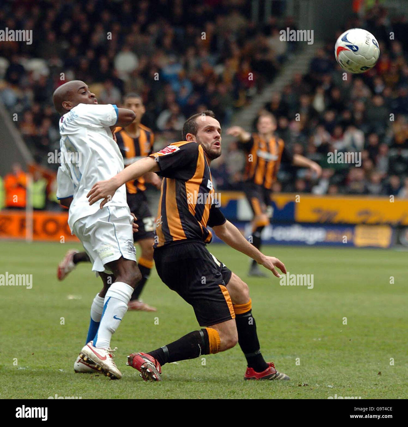 Coca cola championship match kingston communications stadium hi-res ...