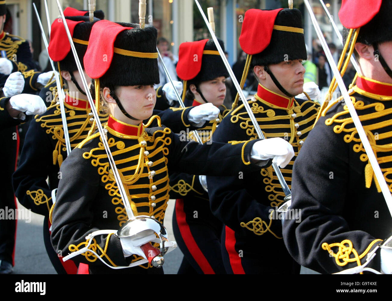 One of the first women soldiers (left) to mount guard at Windsor Casle ...
