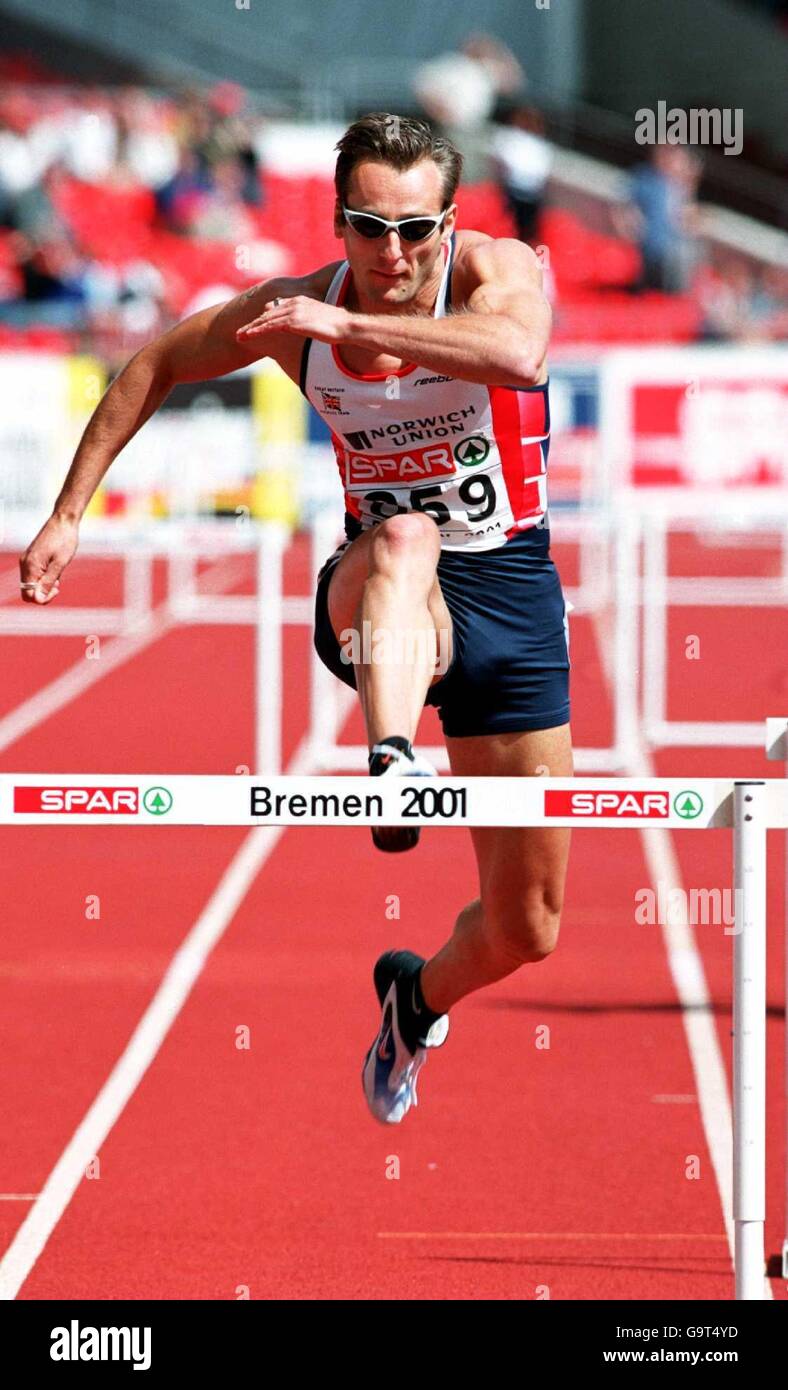 Great Britain's Chris Rawlinson in action in the men's 400m hurdles ...