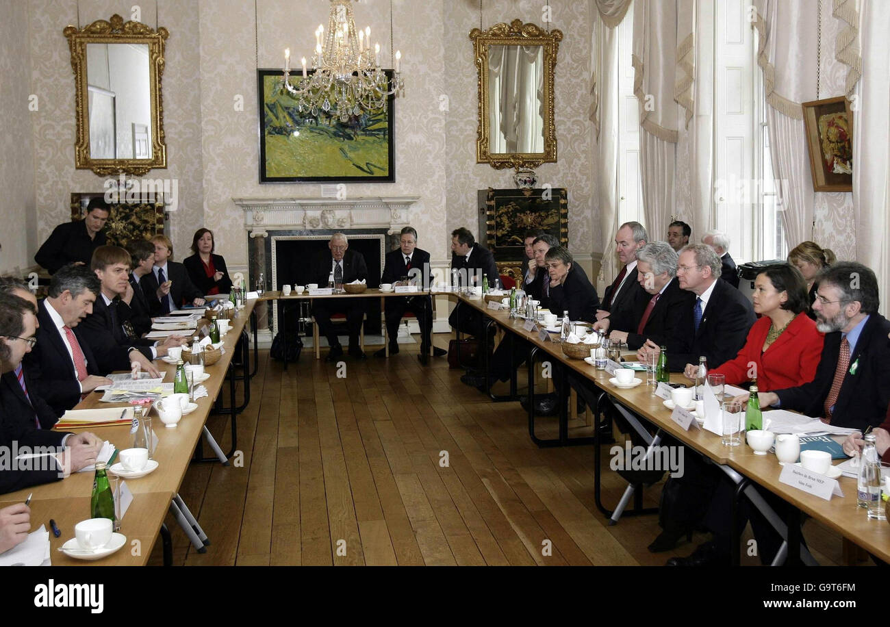 Talks between Northern Ireland Parties Stock Photo - Alamy