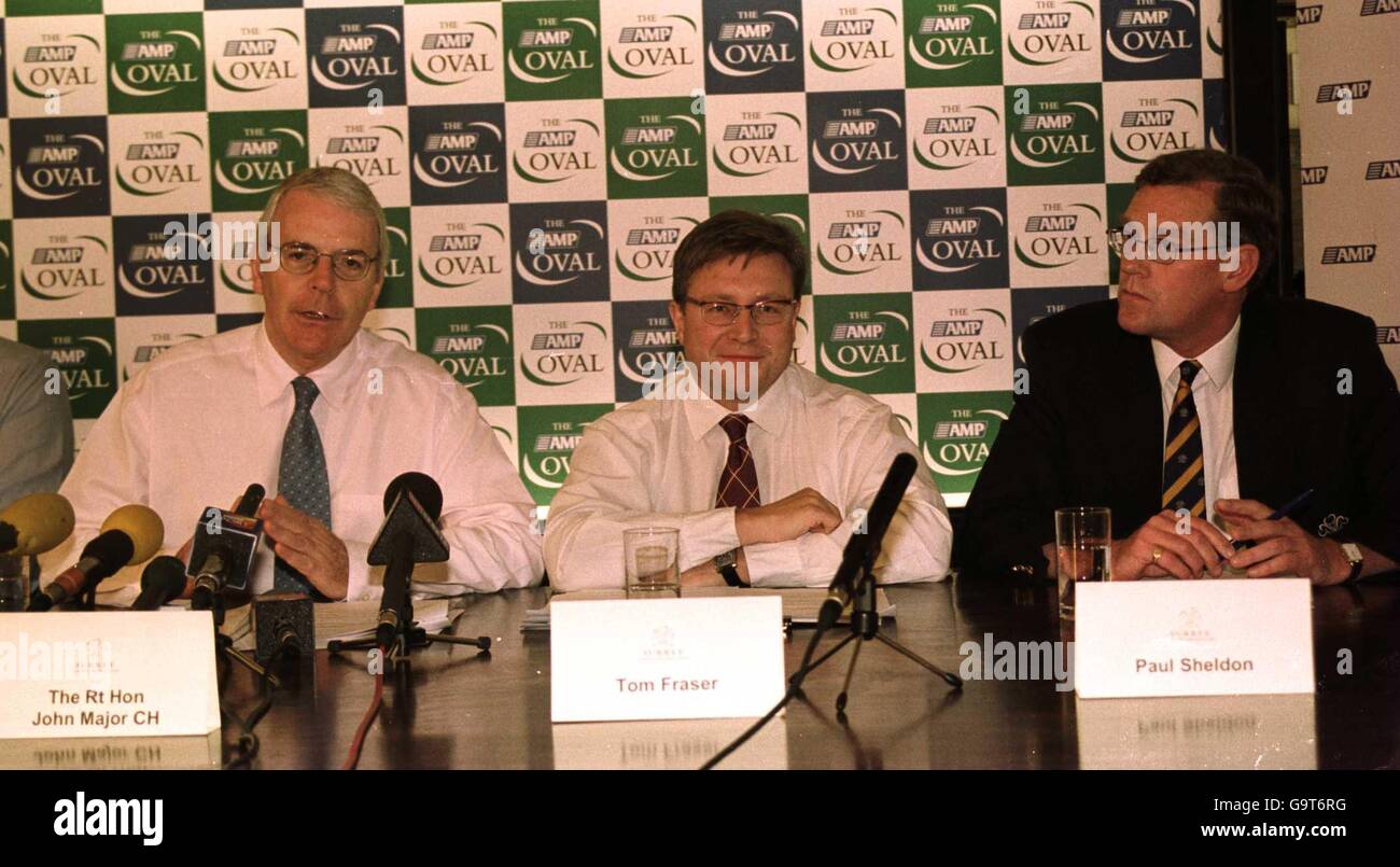 l-r; The Rt Hon John Major & President of the club outlines his vision ...
