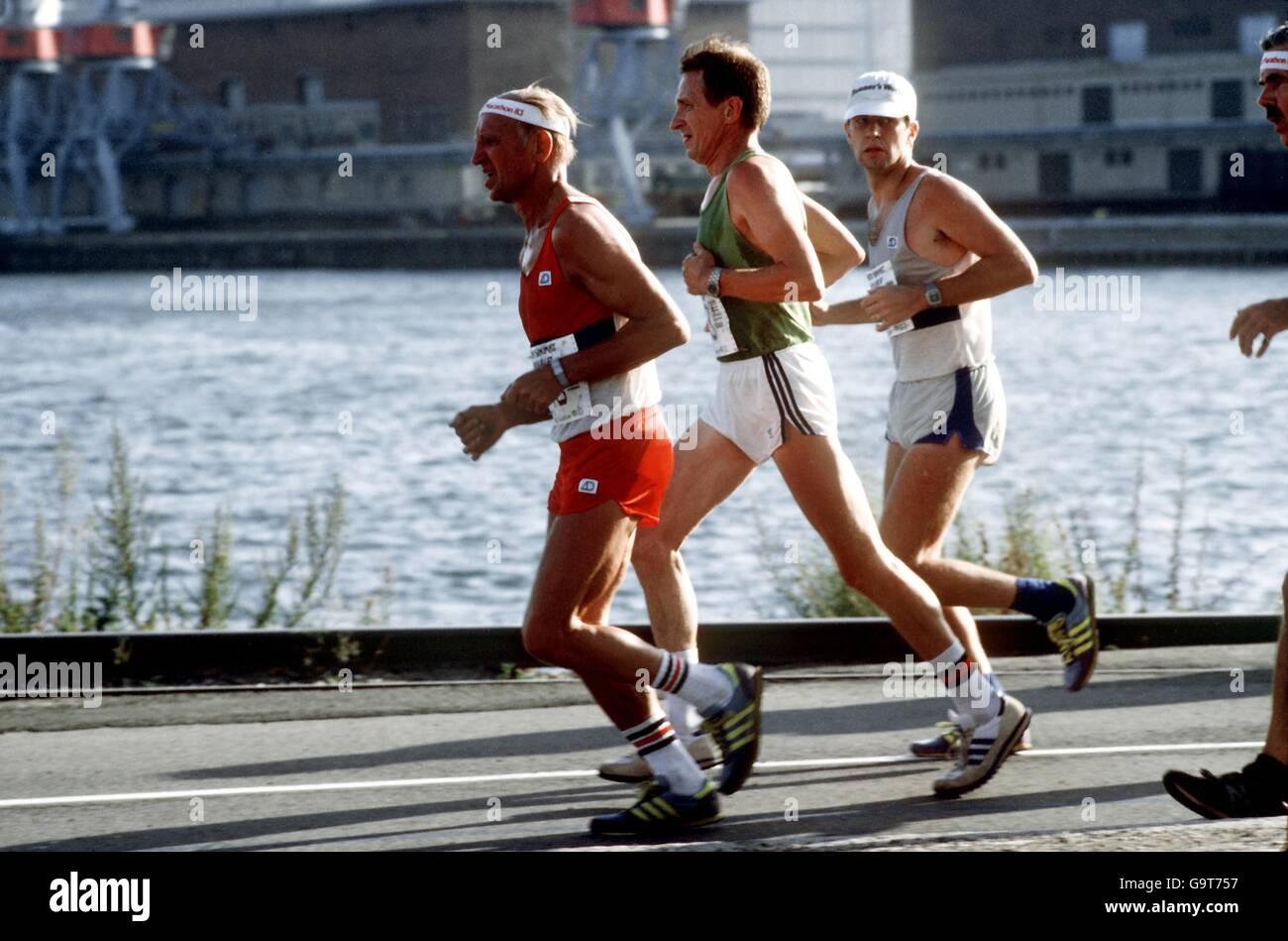 Action runners joggers habour hi-res stock photography and images - Alamy