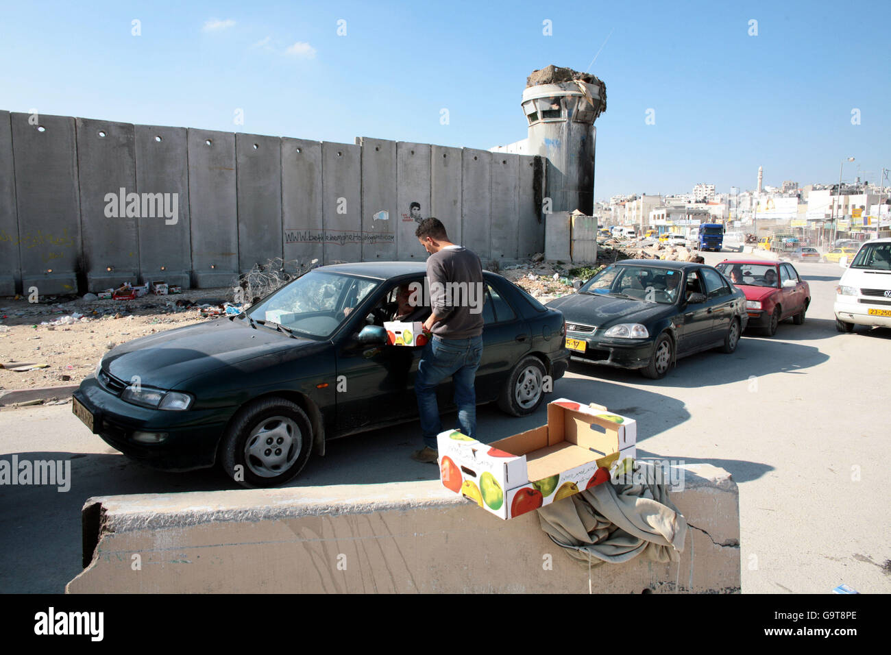 Israeli checkpoint hi-res stock photography and images - Alamy