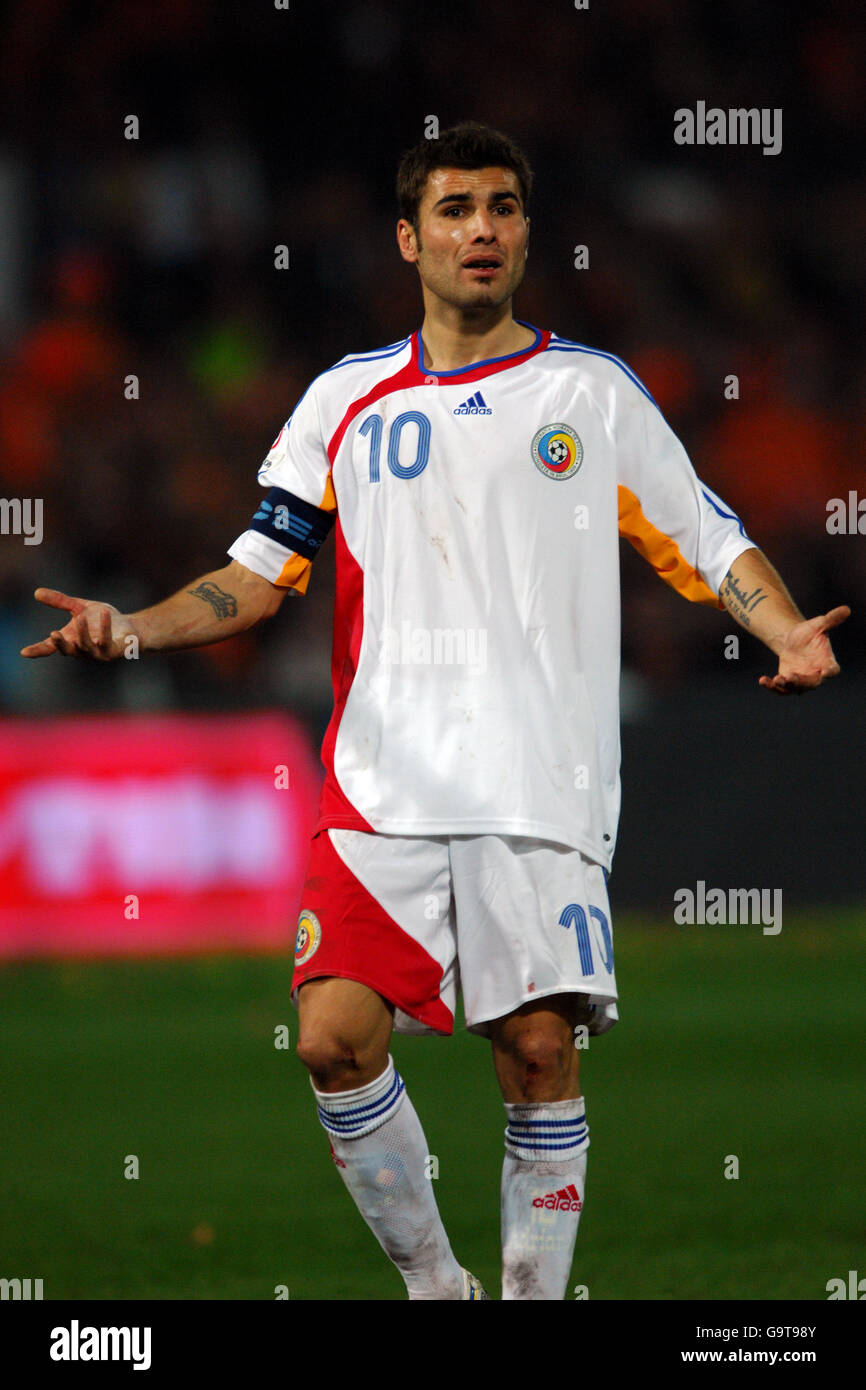 Adrian mutu of romania hi-res stock photography and images - Alamy