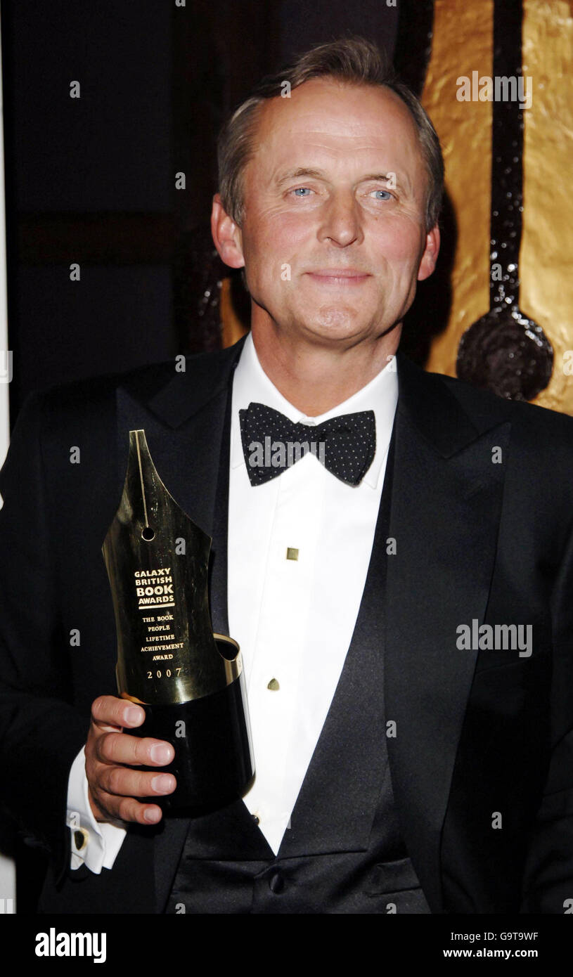 John grisham book hi-res stock photography and images - Alamy