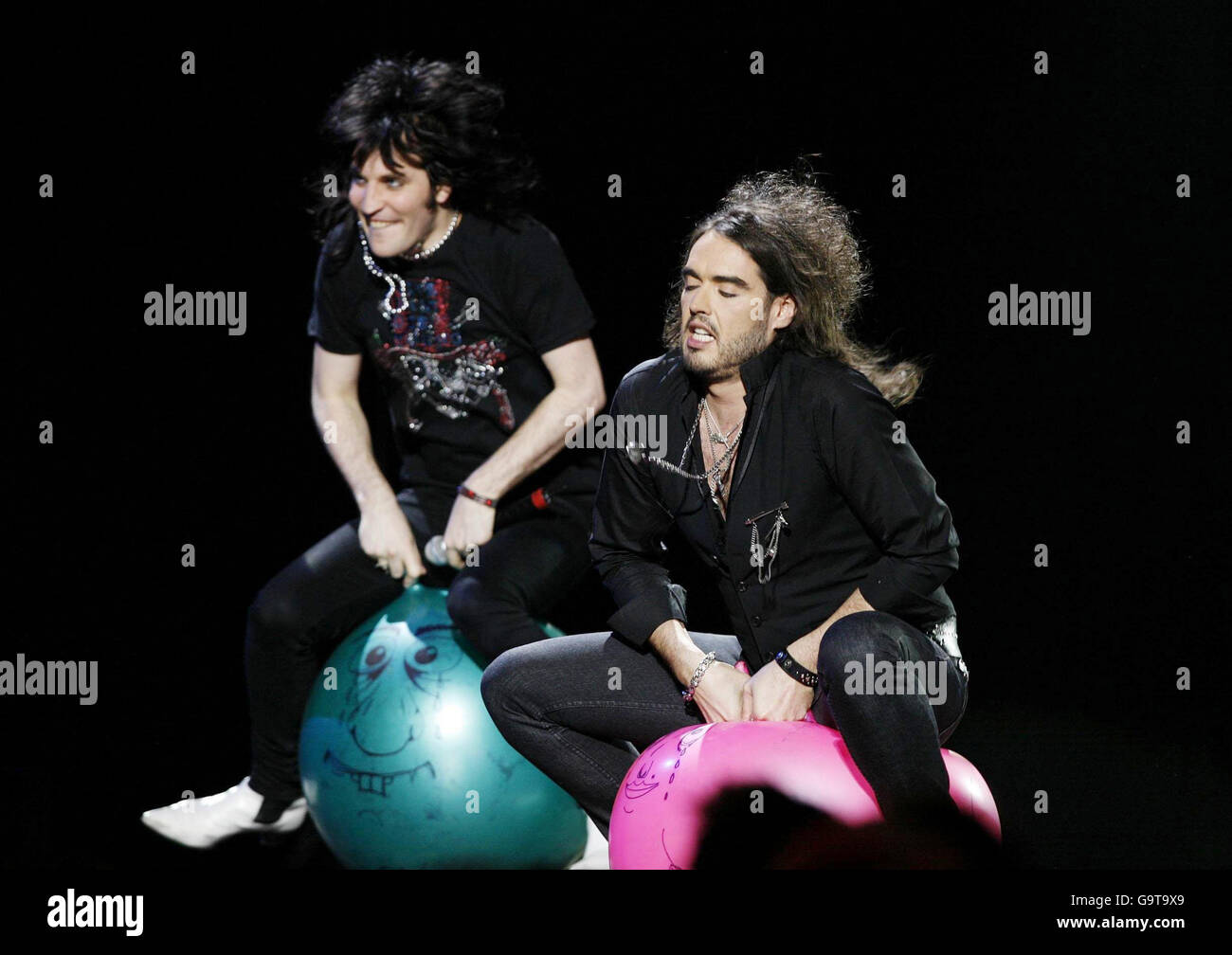 Teenage detectives hi-res stock photography and images - Alamy