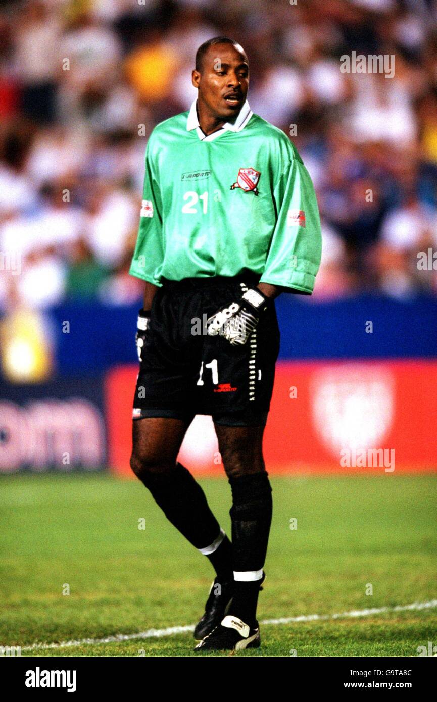Trinidad and tobago goalkeeper hi-res stock photography and images - Alamy