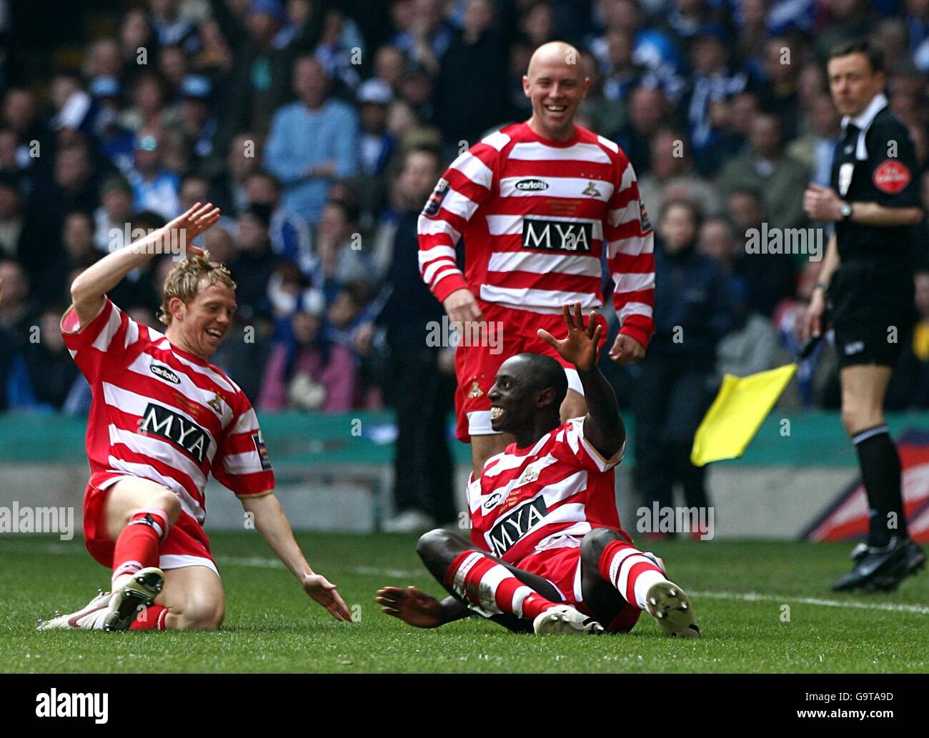 Doncaster rovers jonathan forte hi-res stock photography and images - Alamy
