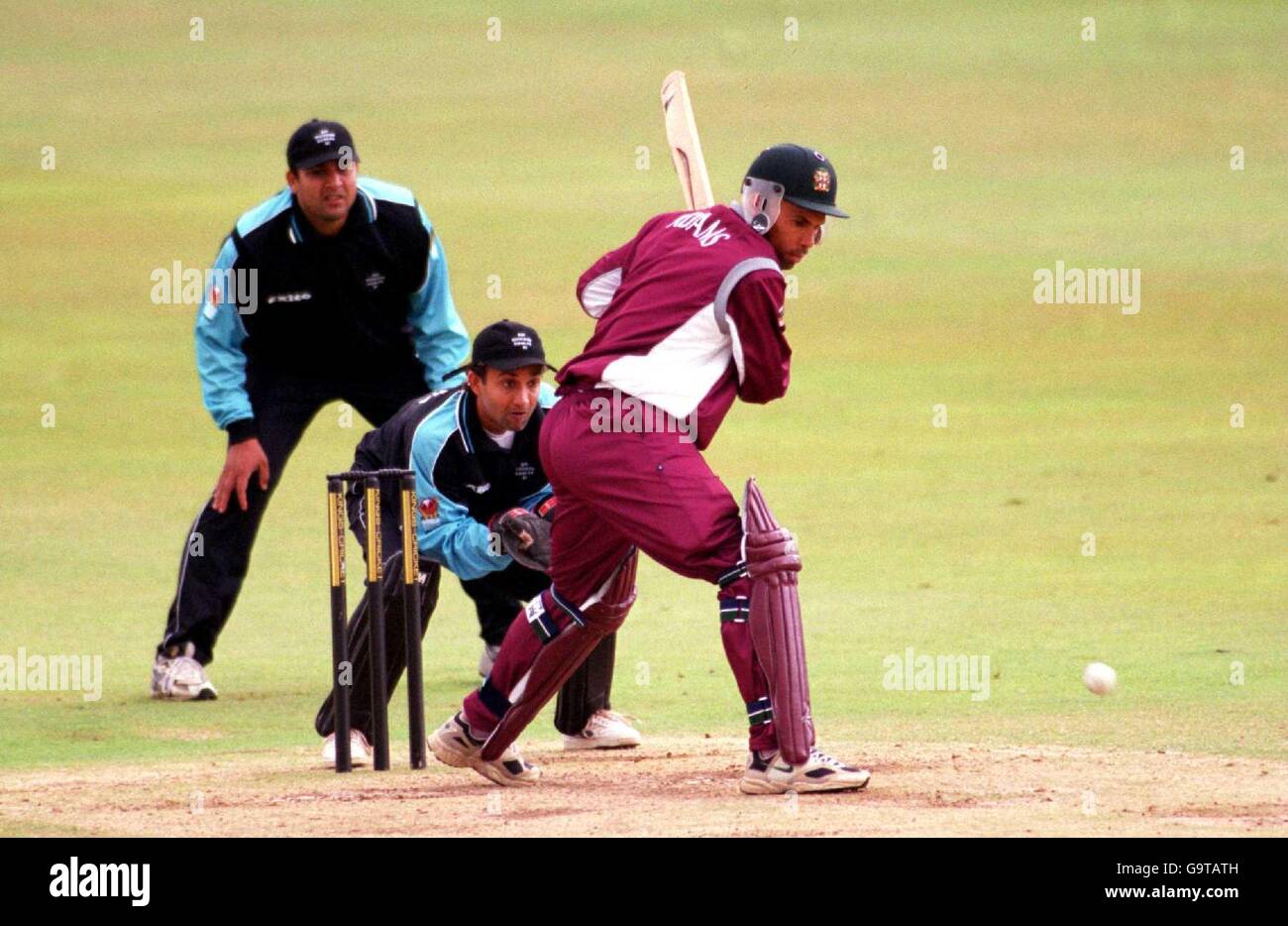 (L-R) Sir Richard Hadlee Invitation XI's Inzamam-ul-Haq and Nayan ...