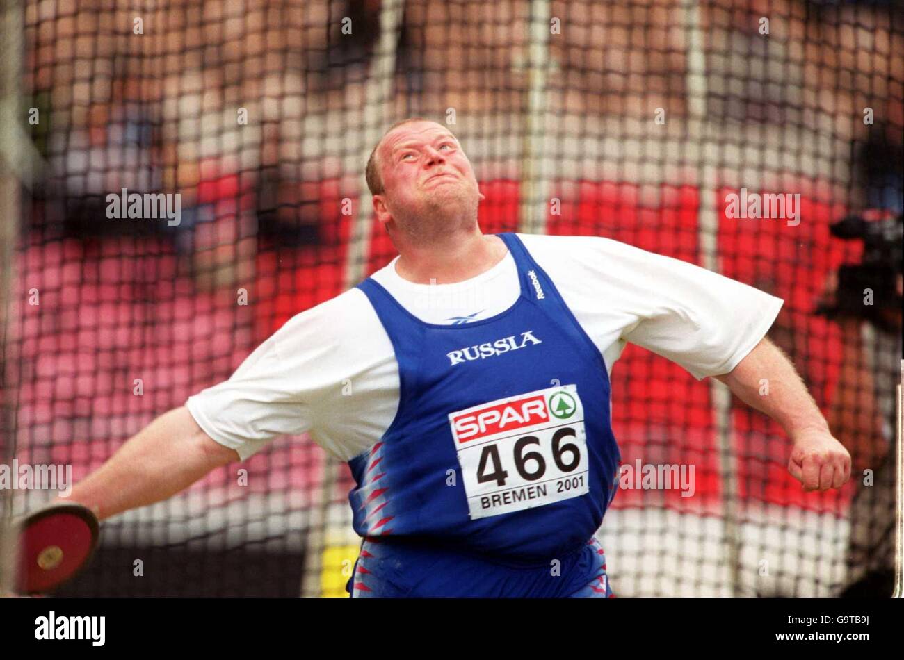 Russias dmitriy shevchenko in action in the mens discus hi-res stock ...