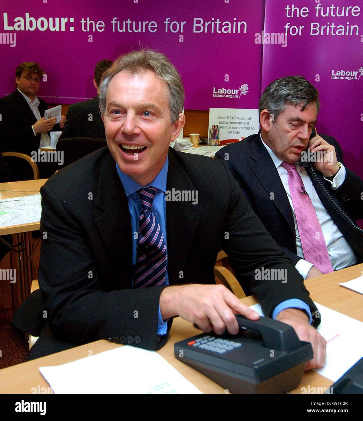 Tony blair gordon brown in notingham hi-res stock photography and ...