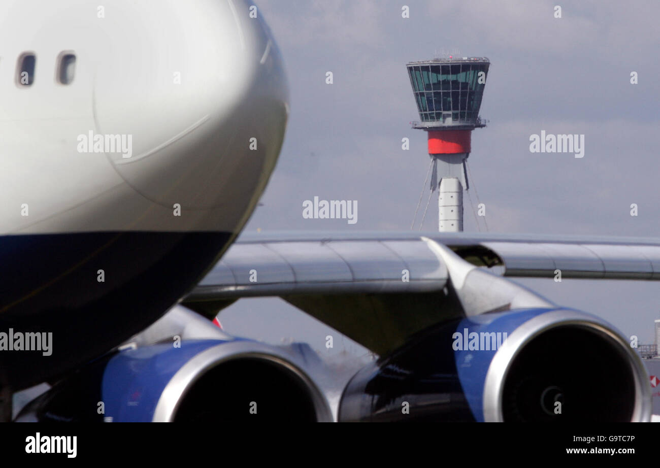 Heathrow Control Tower Stock Photo - Alamy