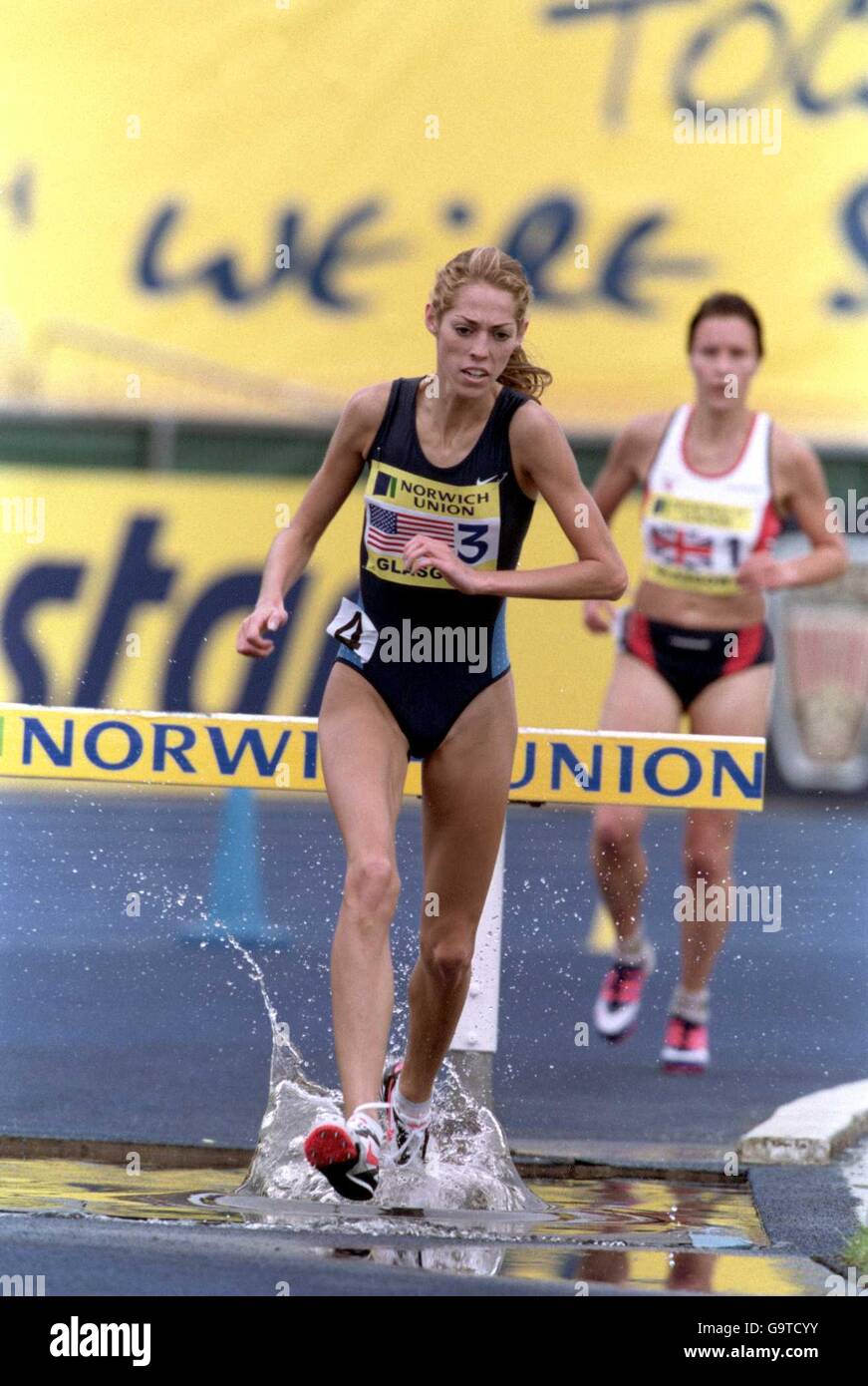 Usas liz jackson in action in the womens 3000m steeplechase hi-res ...