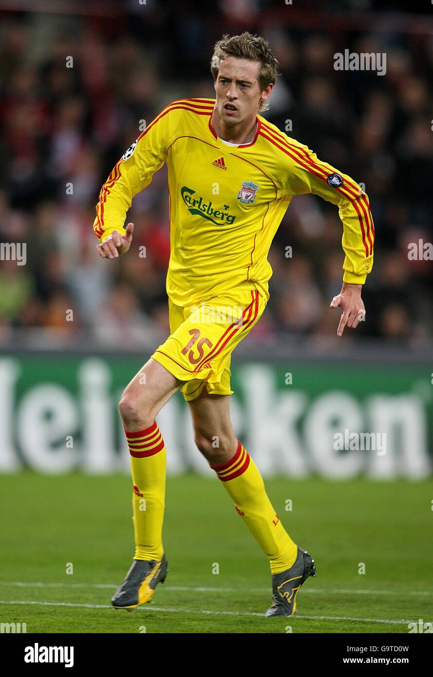Soccer peter crouch hi-res stock photography and images - Alamy