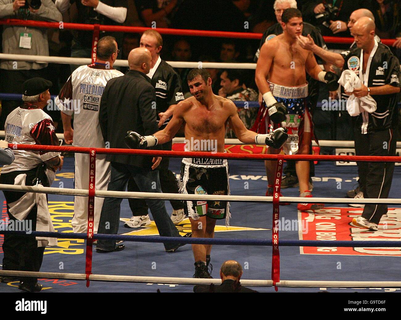 Boxing - WBO Title - Peter Manfredo v Joe Calzaghe - Millennium Stadium ...