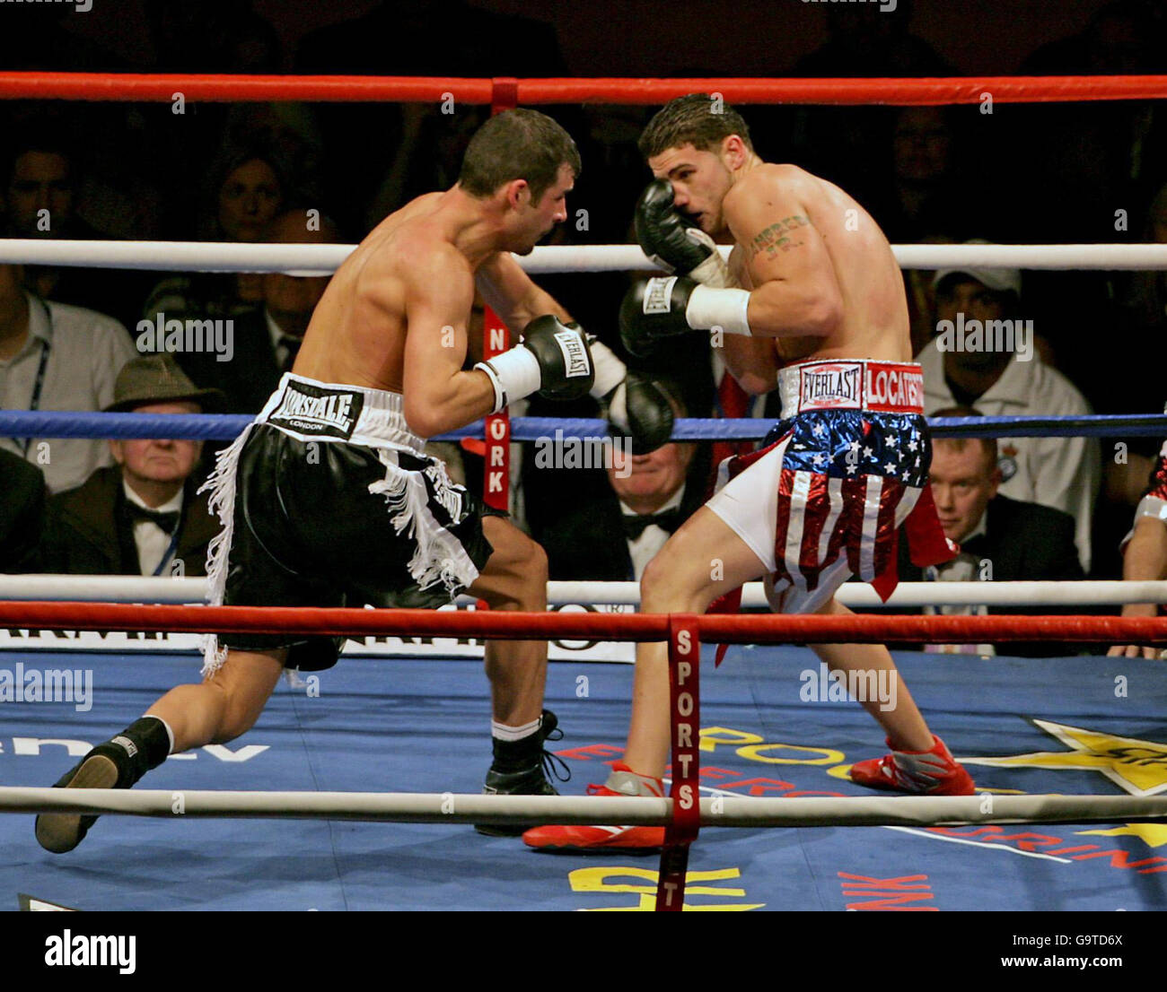 Boxing - WBO Title - Peter Manfredo v Joe Calzaghe - Millennium Stadium ...