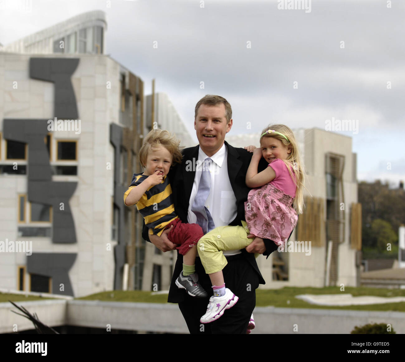 Scottish Liberal Democrat leader Nicol Stephen, with daughter Mharni, 5 ...