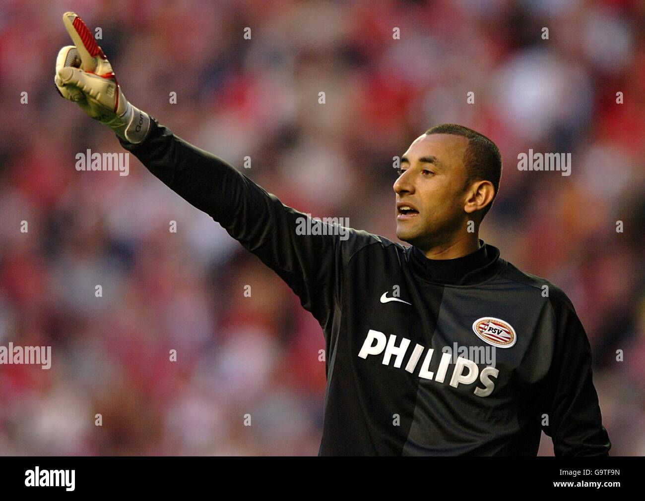 Psv eindhoven goalkeeper gomes High Resolution Stock Photography and ...