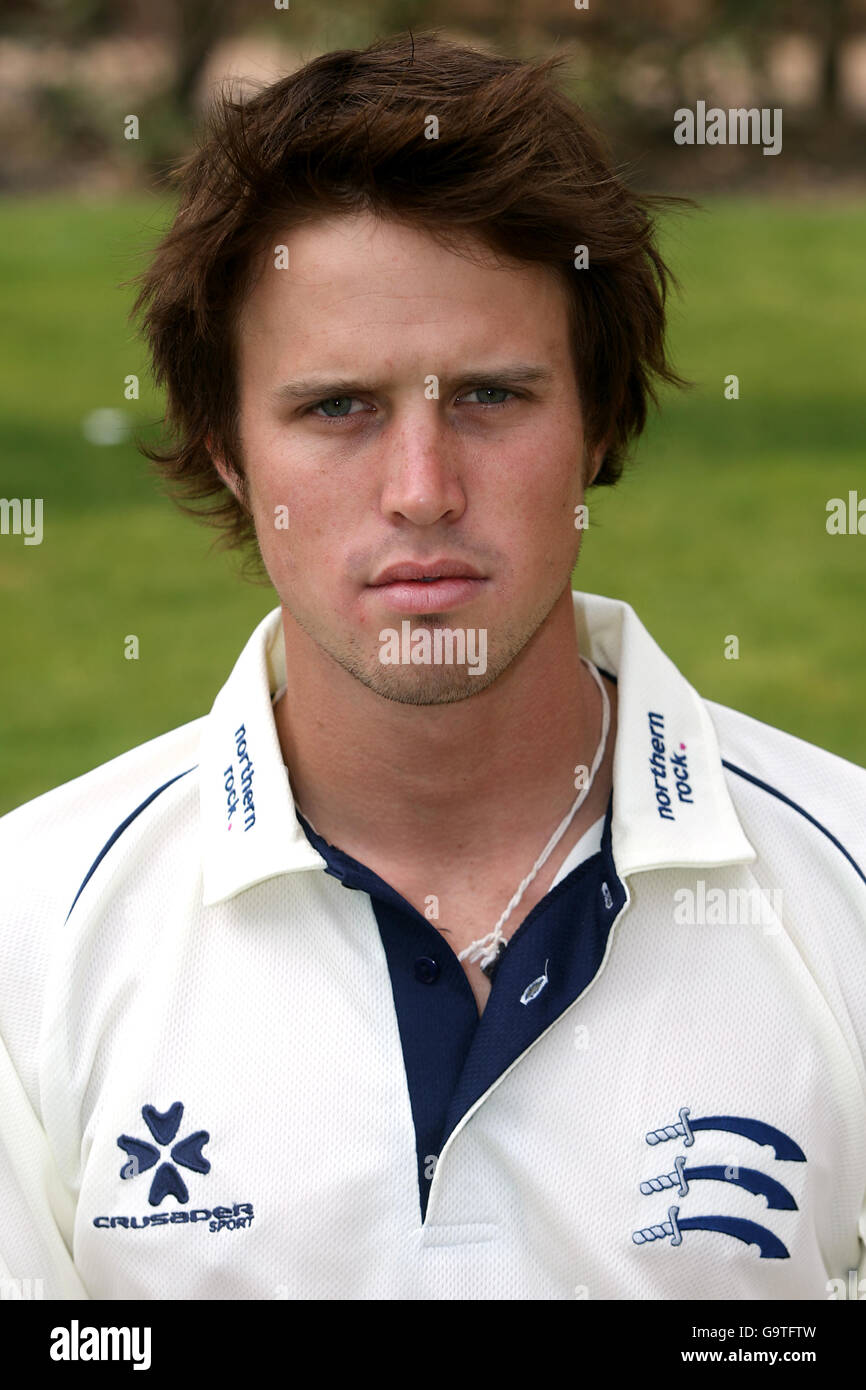 Les Compton's Instagram, Twitter & Facebook on IDCrawl