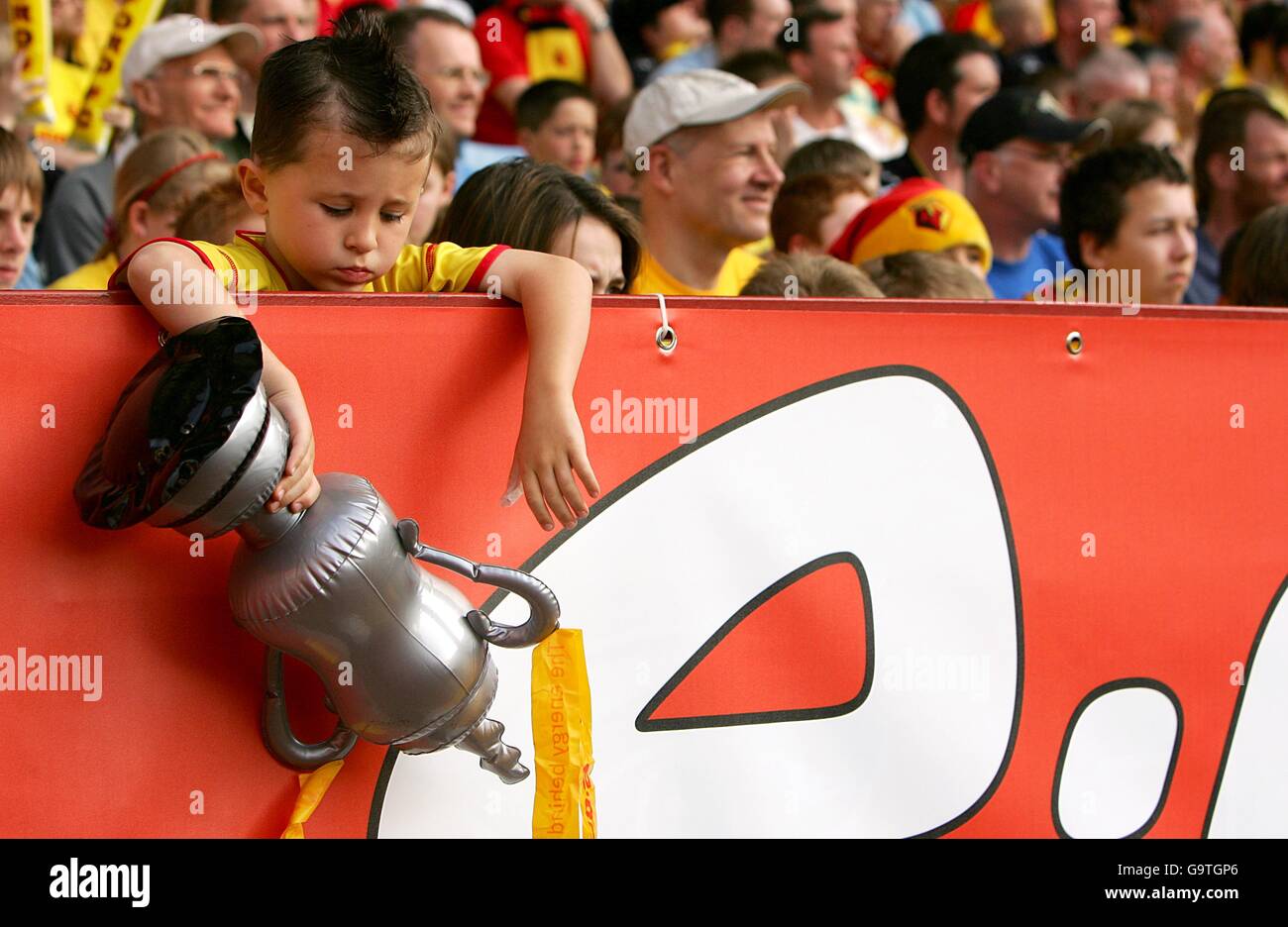 Sad manchester united fan hi-res stock photography and images - Alamy