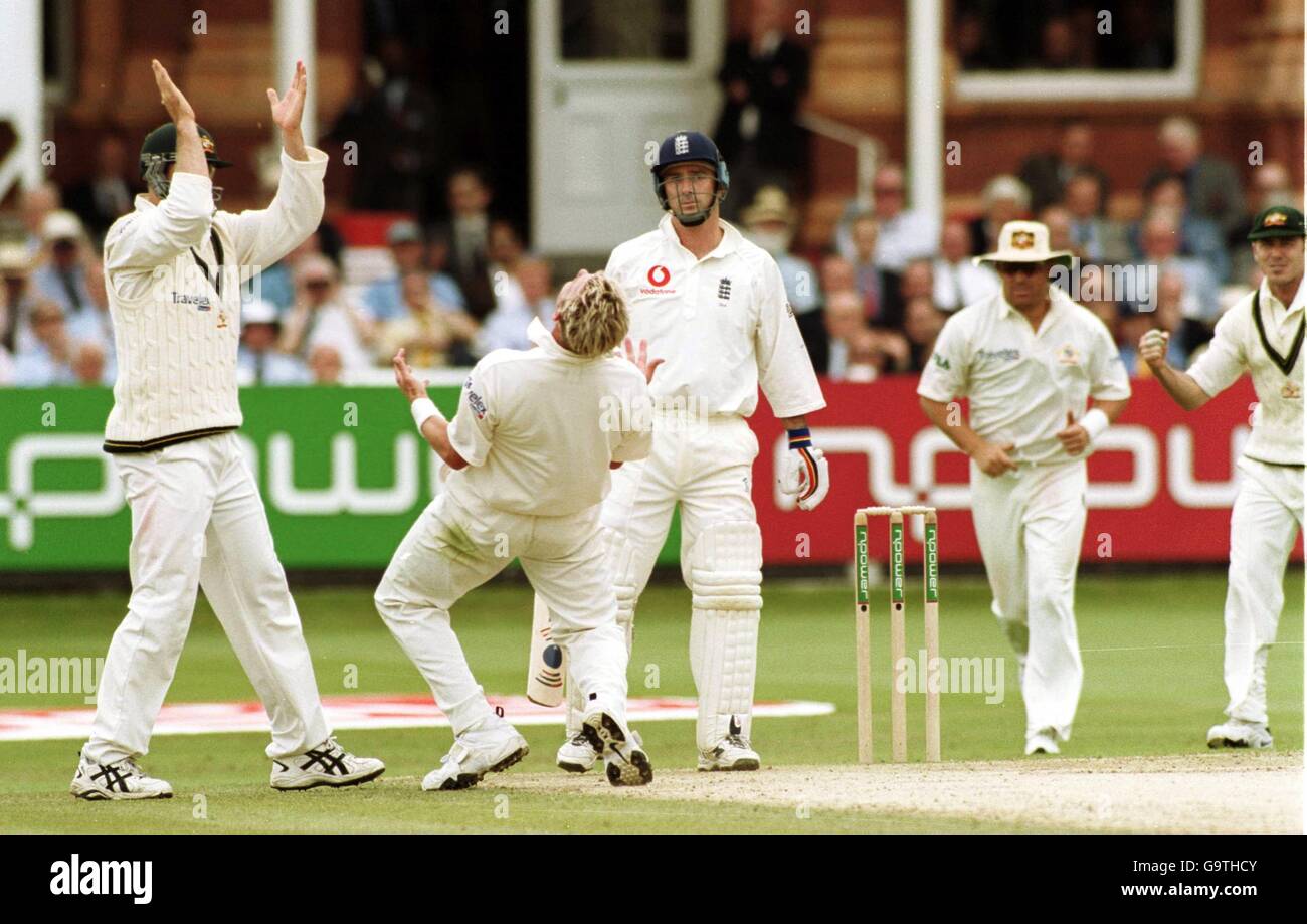 Australias brett lee celebrates the lbw of englands graham thorpe hi ...