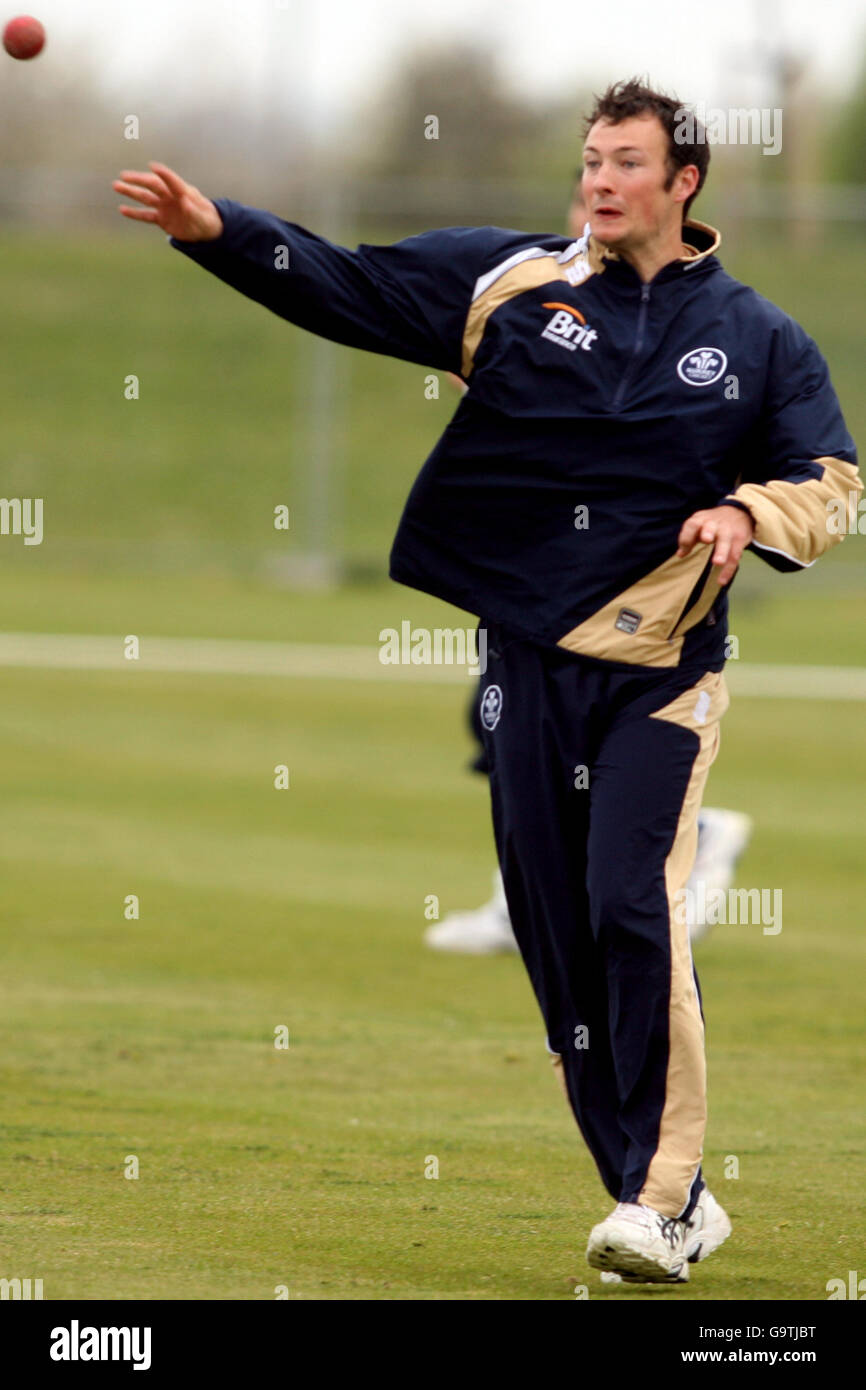 Cricket second eleven friendly hi-res stock photography and images - Alamy