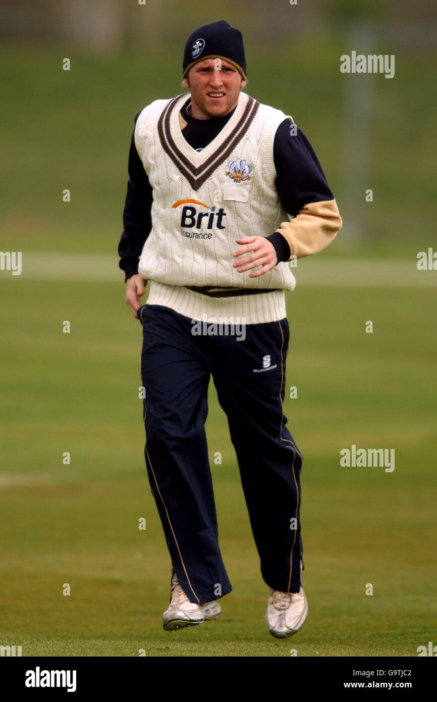 Cricket second top half stock hi-res stock photography and images - Alamy